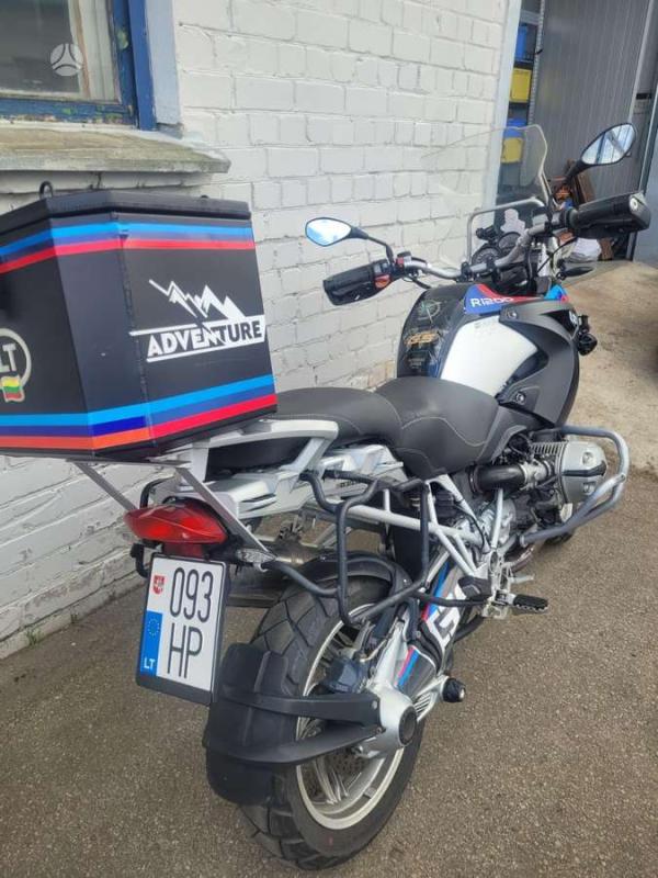 Black BMW R 1200GS 2005 in Vilnius, with an engine capacity of 1.17 L and mileage of 138 thousand km for 3499 €, photo 4 on AUTOMOTO.COM.LV