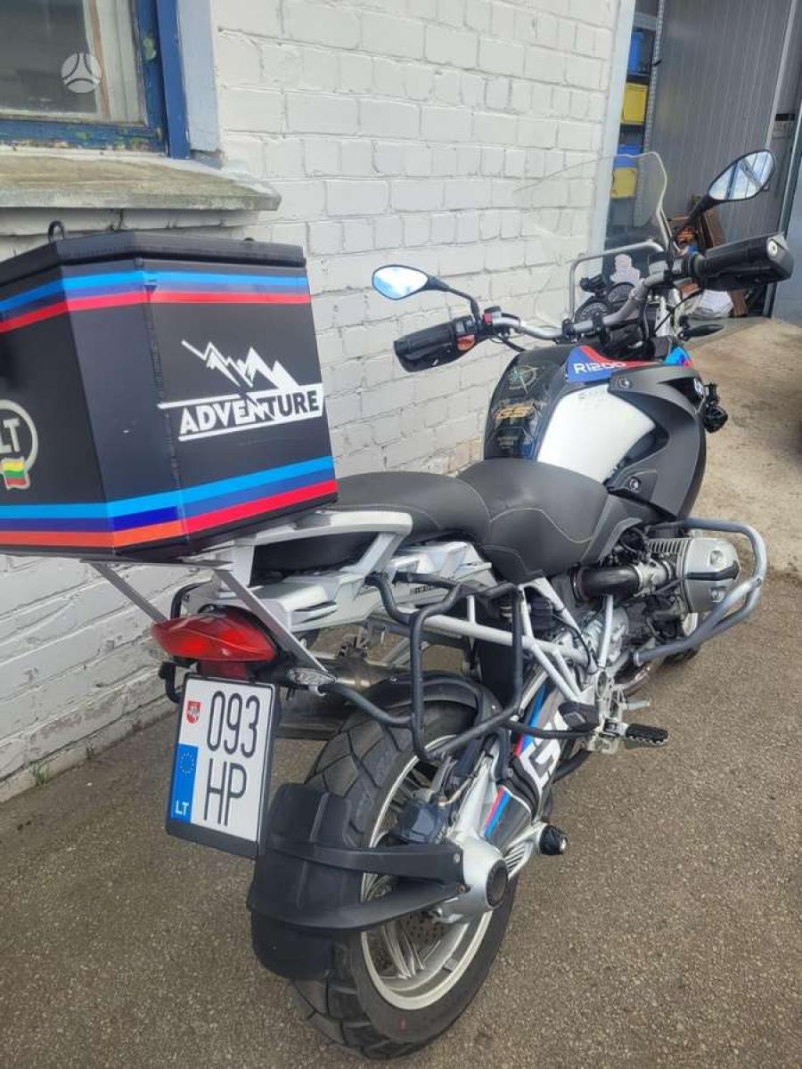 Black BMW R 1200GS 2005 in Vilnius, with an engine capacity of 1.17 L and mileage of 138 thousand km for 3499 €, photo 5 on AUTOMOTO.COM.LV