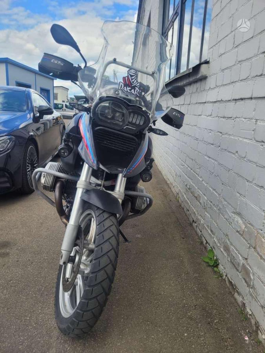 Black BMW R 1200GS 2005 in Vilnius, with an engine capacity of 1.17 L and mileage of 138 thousand km for 3499 €, photo 6 on AUTOMOTO.COM.LV
