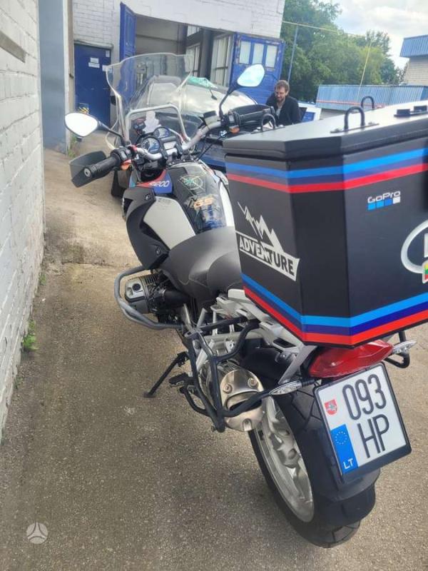 Black BMW R 1200GS 2005 in Vilnius, with an engine capacity of 1.17 L and mileage of 138 thousand km for 3499 €, photo 6 on AUTOMOTO.COM.LV