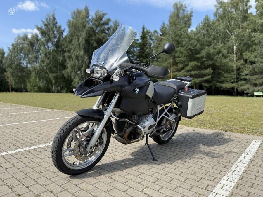 Black BMW R 1200GS 2005 in Vilnius, with an engine capacity of 1.17 L and mileage of 101 thousand km for 4900 €, photo 1 on AUTOMOTO.COM.LV