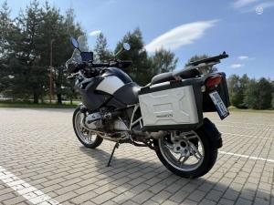 Black BMW R 1200GS 2005 in Vilnius, with an engine capacity of 1.17 L and mileage of 101 thousand km for 4900 €, photo 8 on AUTOMOTO.COM.LV