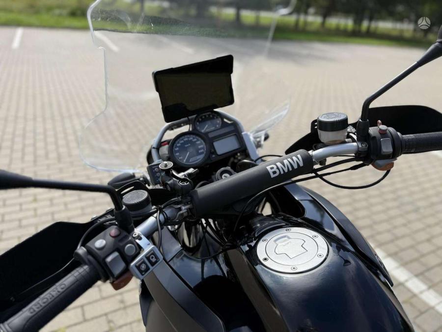 Black BMW R 1200GS 2005 in Vilnius, with an engine capacity of 1.17 L and mileage of 101 thousand km for 4900 €, photo 9 on AUTOMOTO.COM.LV