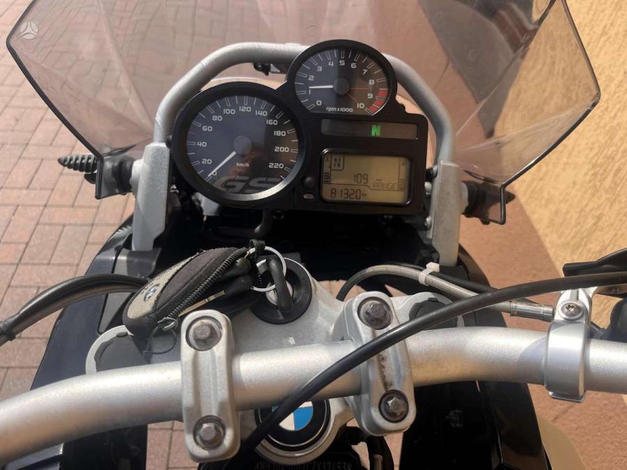 Black BMW R 1200GS 2012 in Taurage, with an engine capacity of 1.17 L and mileage of 81 thousand km for 4500 €, photo 11 on AUTOMOTO.COM.LV