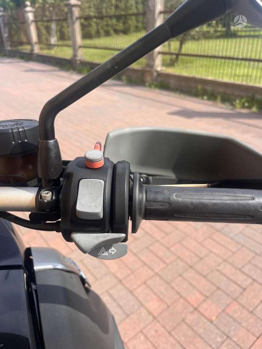 Black BMW R 1200GS 2012 in Taurage, with an engine capacity of 1.17 L and mileage of 81 thousand km for 4500 €, photo 12 on AUTOMOTO.COM.LV