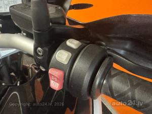 Melns BMW R 1200GS 2016 Tartu, ar dzinēja tilpumu 1.20 L un nobraukumu 64 tūkst. km par 10490 €, foto 13 vietnē AUTOMOTO.COM.LV