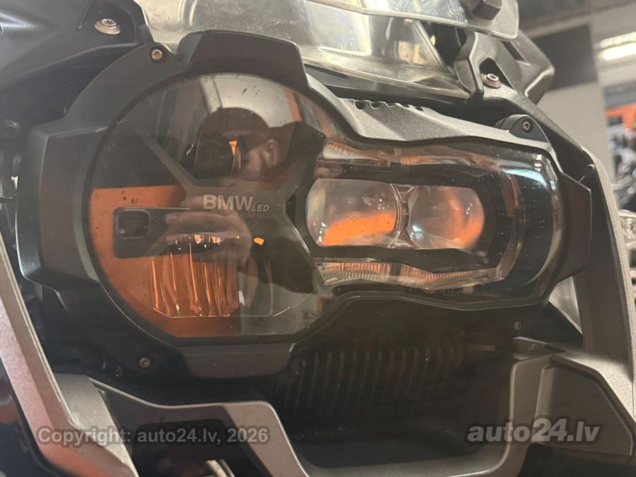 Melns BMW R 1200GS 2016 Tartu, ar dzinēja tilpumu 1.20 L un nobraukumu 64 tūkst. km par 10490 €, foto 14 vietnē AUTOMOTO.COM.LV