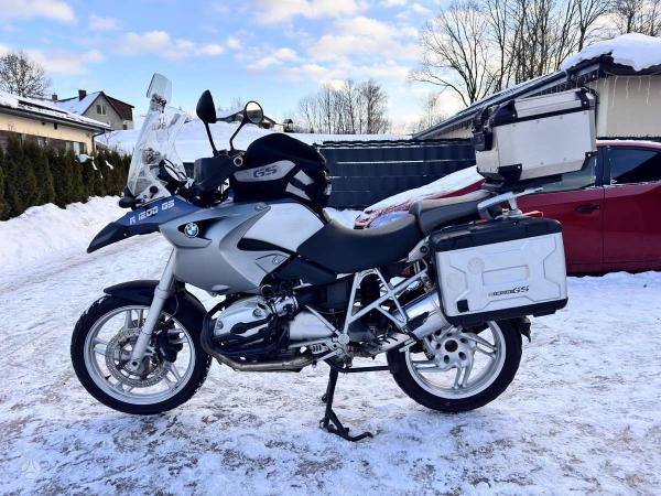 Zils BMW R 1200GS 2004 Viļņa, ar dzinēja tilpumu 1.20 L un nobraukumu 70 tūkst. km par 3790 €, foto 1 vietnē AUTOMOTO.COM.LV
