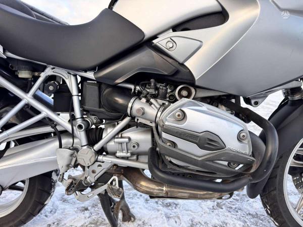 Zils BMW R 1200GS 2004 Viļņa, ar dzinēja tilpumu 1.20 L un nobraukumu 70 tūkst. km par 3790 €, foto 9 vietnē AUTOMOTO.COM.LV