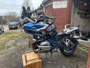 Blue BMW R 1200GS 2018 in Siauliai, with an engine capacity of 1.20 L and mileage of 25 thousand km for 1800 €, photo  on AUTOMOTO.COM.LV