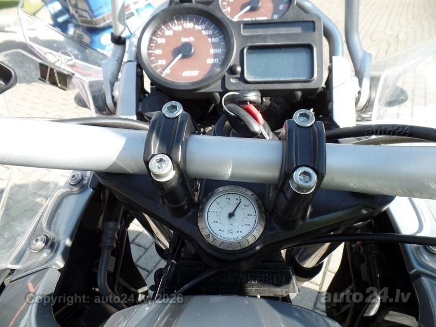 Серый БМВ R 1200GS 2005 в Таллин, объемом двигателя 1.17 л и пробегом 75 тыс. км за 5200 €, фото 17 на AUTOMOTO.COM.LV