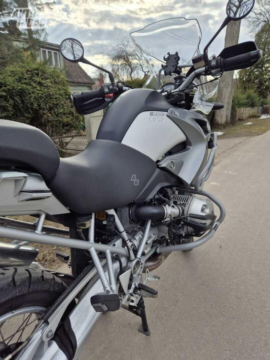 Pelēks BMW R 1200GS 2006 Šauļi, ar dzinēja tilpumu 1.17 L un nobraukumu 86 tūkst. km par 4999 €, foto 11 vietnē AUTOMOTO.COM.LV