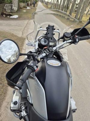 Pelēks BMW R 1200GS 2006 Šauļi, ar dzinēja tilpumu 1.17 L un nobraukumu 86 tūkst. km par 4999 €, foto 12 vietnē AUTOMOTO.COM.LV
