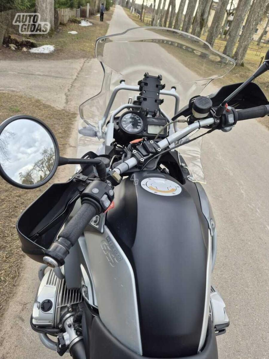 Pelēks BMW R 1200GS 2006 Šauļi, ar dzinēja tilpumu 1.17 L un nobraukumu 86 tūkst. km par 4999 €, foto 12 vietnē AUTOMOTO.COM.LV