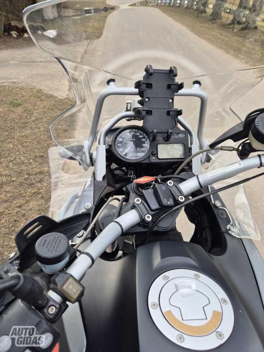 Pelēks BMW R 1200GS 2006 Šauļi, ar dzinēja tilpumu 1.17 L un nobraukumu 86 tūkst. km par 4999 €, foto 13 vietnē AUTOMOTO.COM.LV