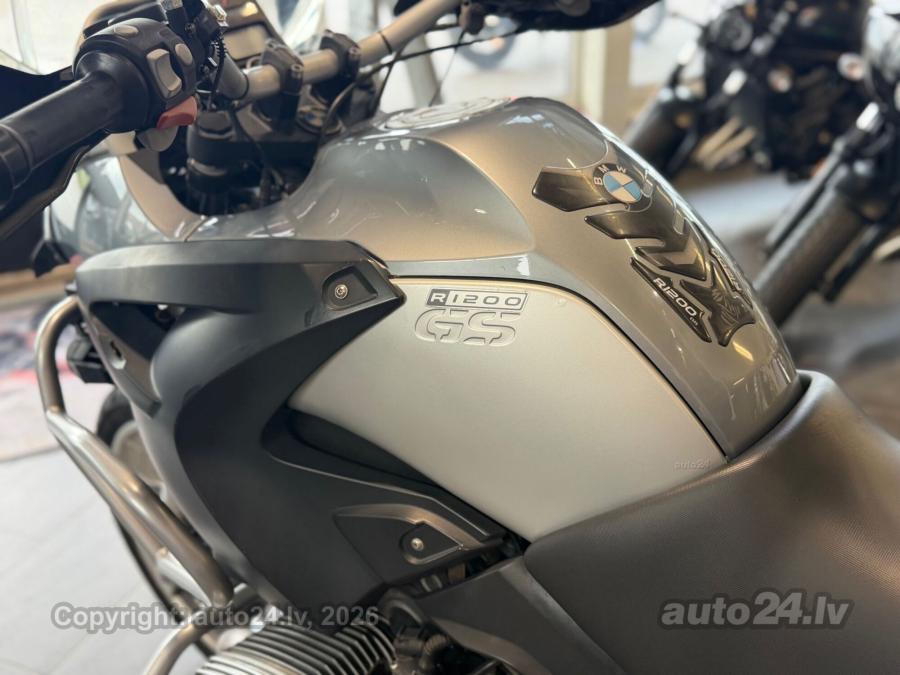 Grey BMW R 1200GS 2006 in Tallinn, with an engine capacity of 1.17 L and mileage of 65 thousand km for 4490 €, photo 15 on AUTOMOTO.COM.LV
