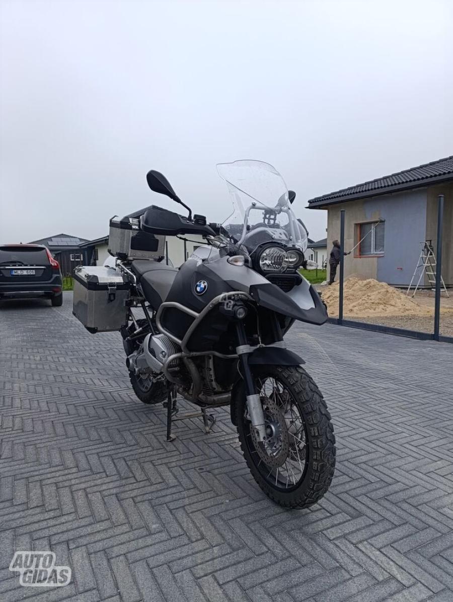 Grey BMW R 1200GS 2007 in Klaipeda, with an engine capacity of 1.17 L and mileage of 0 thousand km for 4950 €, photo 1 on AUTOMOTO.COM.LV