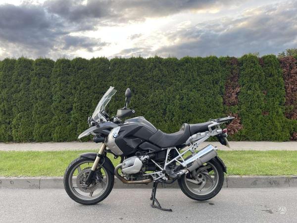 Grey BMW R 1200GS 2008 in Vilnius, with an engine capacity of 1.17 L and mileage of 65 thousand km for 4300 €, photo 1 on AUTOMOTO.COM.LV