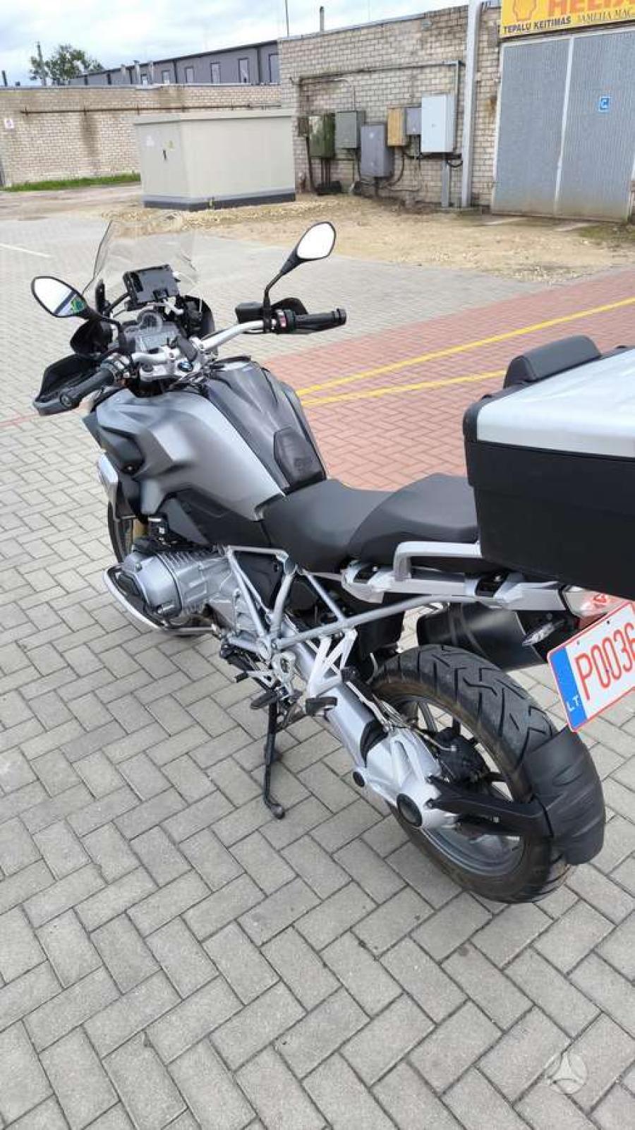 Grey BMW R 1200GS 2011 in Marijampole, with an engine capacity of 0.00 L and mileage of 76 thousand km for 7600 €, photo 7 on AUTOMOTO.COM.LV