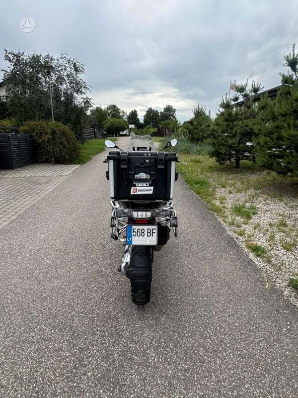 Grey BMW R 1200GS 2013 in Vilnius, with an engine capacity of 1.17 L and mileage of 59 thousand km for 8490 €, photo 6 on AUTOMOTO.COM.LV
