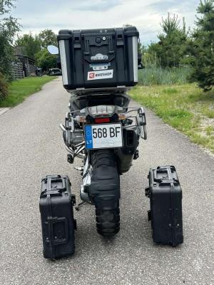 Grey BMW R 1200GS 2013 in Vilnius, with an engine capacity of 1.17 L and mileage of 59 thousand km for 8490 €, photo 10 on AUTOMOTO.COM.LV