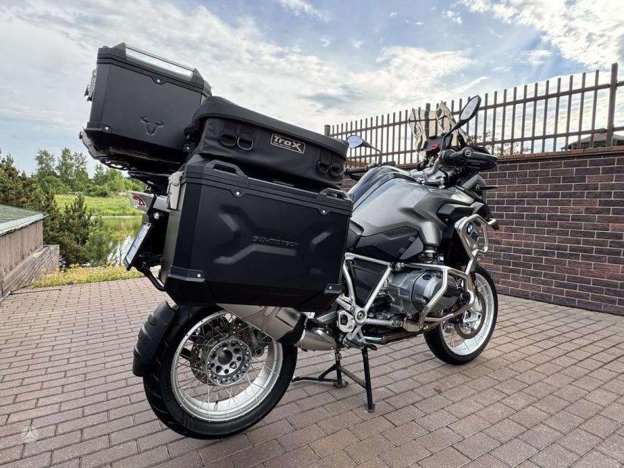Pelēks BMW R 1200GS 2013 Viļņa, ar dzinēja tilpumu 1.17 L un nobraukumu 61 tūkst. km par 10000 €, foto 13 vietnē AUTOMOTO.COM.LV