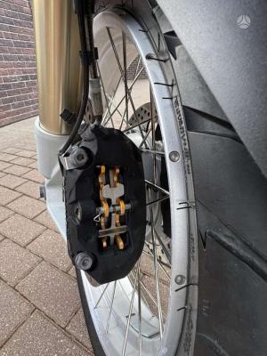 Pelēks BMW R 1200GS 2013 Viļņa, ar dzinēja tilpumu 1.17 L un nobraukumu 61 tūkst. km par 10000 €, foto 29 vietnē AUTOMOTO.COM.LV