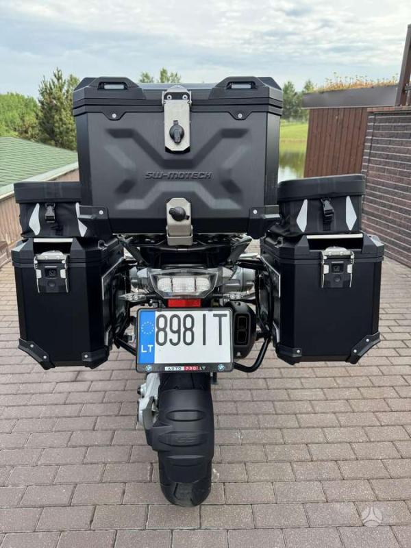 Grey BMW R 1200GS 2013 in Vilnius, with an engine capacity of 1.17 L and mileage of 61 thousand km for 10000 €, photo 8 on AUTOMOTO.COM.LV