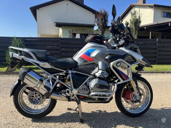 Pelēks BMW R 1200GS 2013 Viļņa, ar dzinēja tilpumu 1.20 L un nobraukumu 39 tūkst. km par 8650 €, foto 10 vietnē AUTOMOTO.COM.LV
