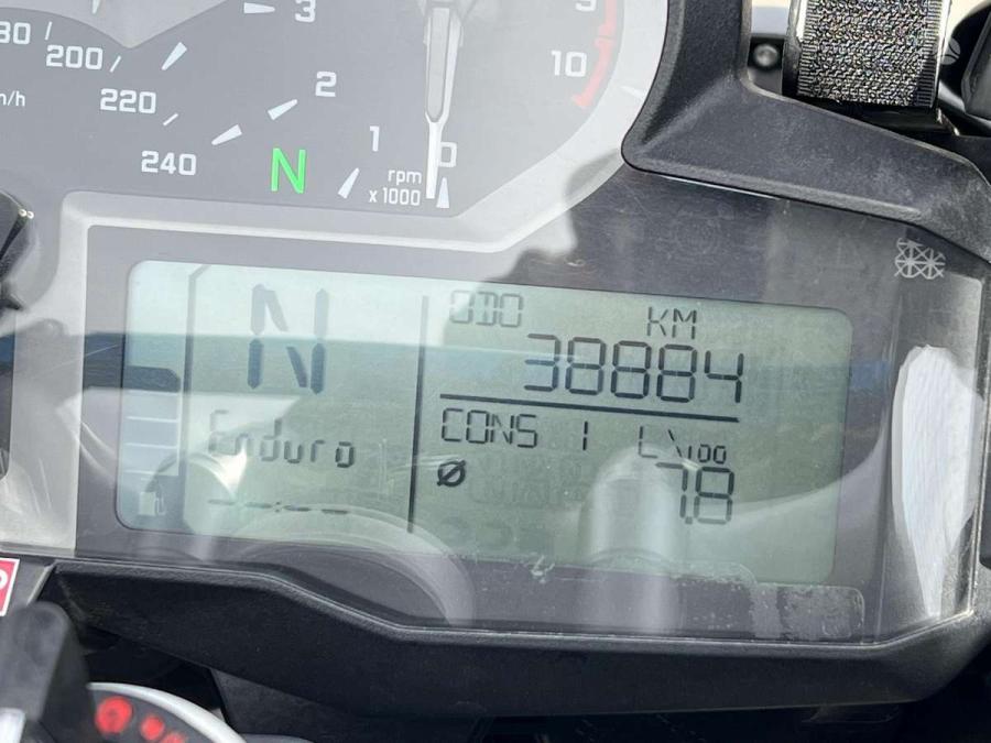 Серый БМВ R 1200GS 2013 в Вильнюс, объемом двигателя 1.20 л и пробегом 39 тыс. км за 8750 €, фото 17 на AUTOMOTO.COM.LV