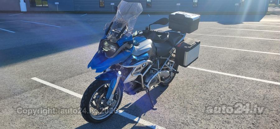Grey BMW R 1200GS 2014 in Tallinn, with an engine capacity of 1.17 L and mileage of 73 thousand km for 10300 €, photo 1 on AUTOMOTO.COM.LV