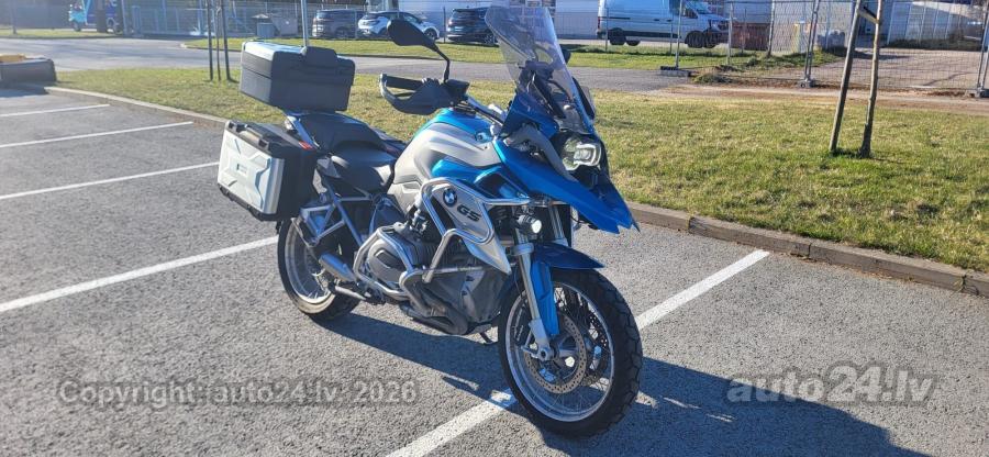 Grey BMW R 1200GS 2014 in Tallinn, with an engine capacity of 1.17 L and mileage of 73 thousand km for 10300 €, photo 4 on AUTOMOTO.COM.LV