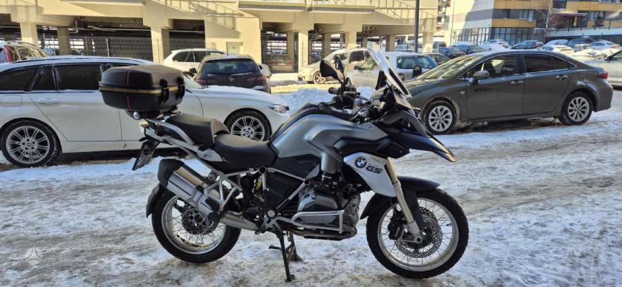 Pelēks BMW R 1200GS 2015 Viļņa, ar dzinēja tilpumu 1.20 L un nobraukumu 68 tūkst. km par 7400 €, foto 1 vietnē AUTOMOTO.COM.LV