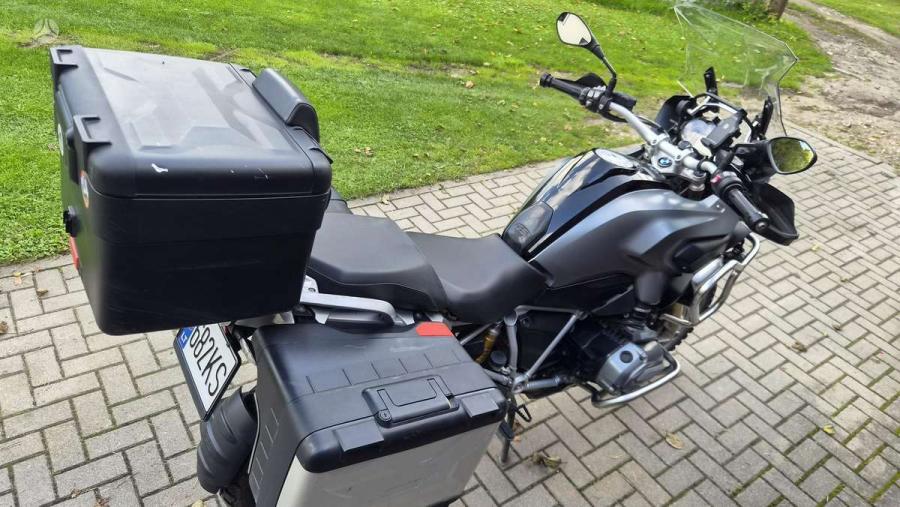 Grey BMW R 1200GS 2016 in Kaunas, with an engine capacity of 1.20 L and mileage of 77 thousand km for 8250 €, photo 4 on AUTOMOTO.COM.LV
