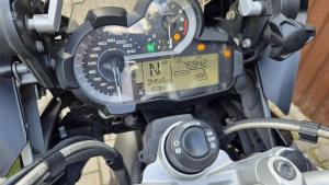 Grey BMW R 1200GS 2016 in Kaunas, with an engine capacity of 1.20 L and mileage of 77 thousand km for 8250 €, photo 6 on AUTOMOTO.COM.LV