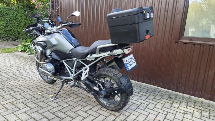 Grey BMW R 1200GS 2016 in Kaunas, with an engine capacity of 1.20 L and mileage of 77 thousand km for 8250 €, photo 12 on AUTOMOTO.COM.LV