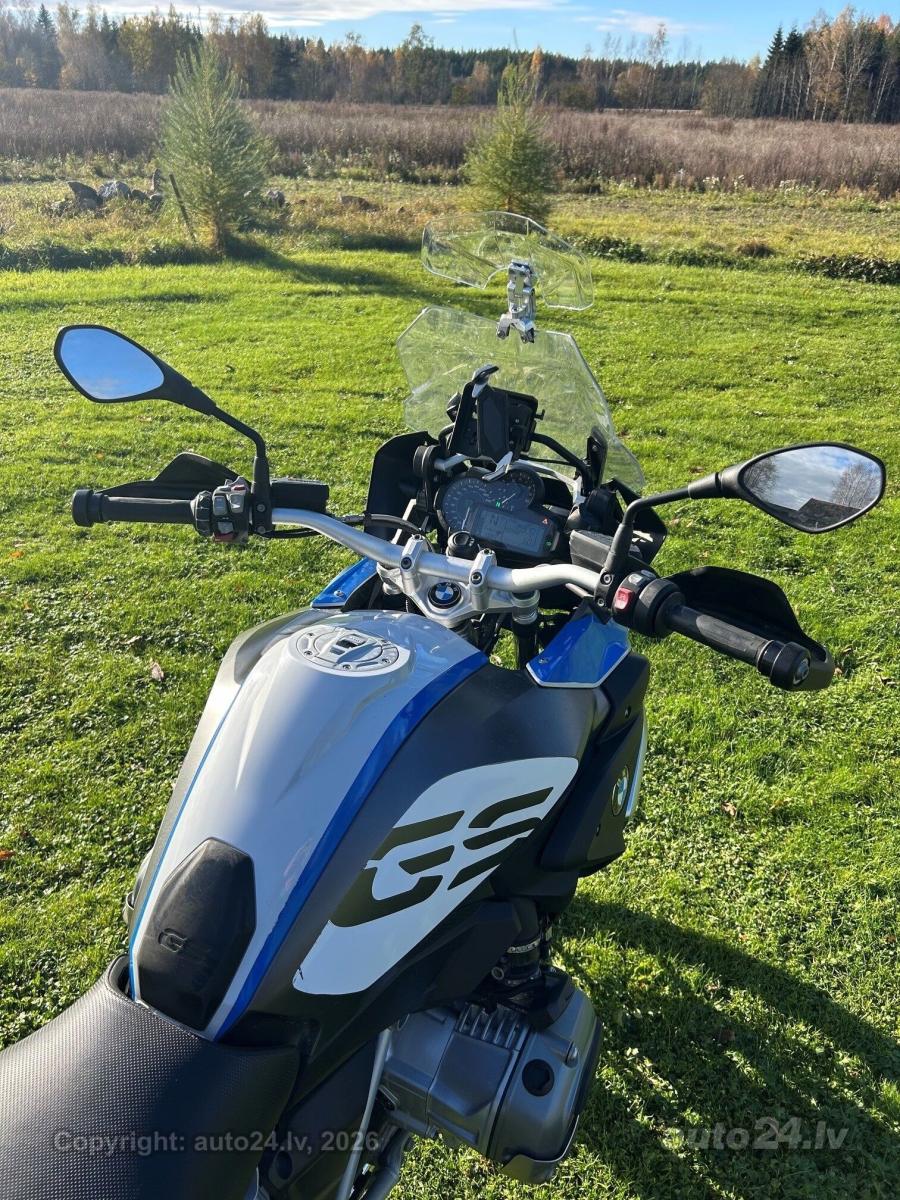 Grey BMW R 1200GS 2018 in Tallinn, with an engine capacity of 1.20 L and mileage of 36 thousand km for 11900 €, photo 8 on AUTOMOTO.COM.LV