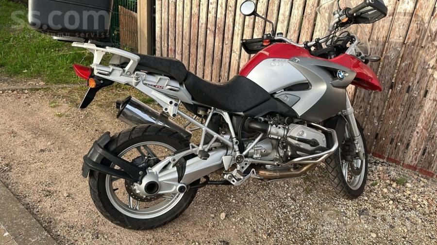BMW R 1200GS 2004 in Riga, with an engine capacity of 1.17 L and mileage of 0 thousand km for 5000 €, photo 4 on AUTOMOTO.COM.LV