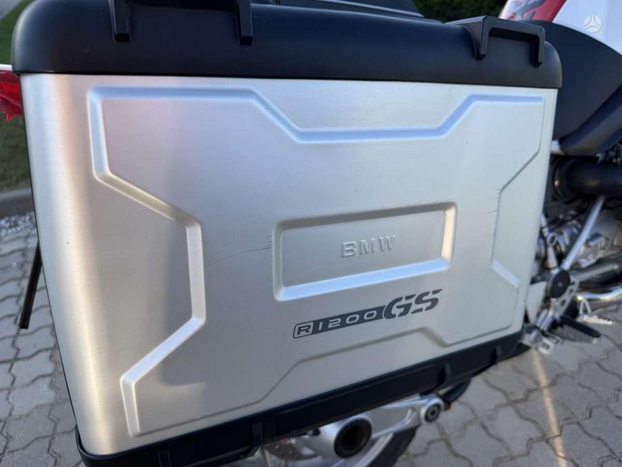 БМВ R 1200GS 2005 в Таураге, объемом двигателя 1.20 л и пробегом 105 тыс. км за 3999 €, фото 10 на AUTOMOTO.COM.LV