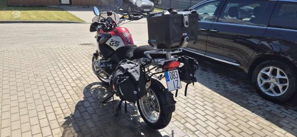 BMW R 1200GS 2006 in Vilnius, with an engine capacity of 1.17 L and mileage of 128 thousand km for 4000 €, photo 3 on AUTOMOTO.COM.LV