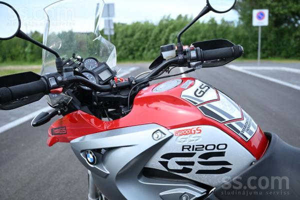 BMW R 1200GS 2006 in Riga, with an engine capacity of 1.20 L and mileage of 0 thousand km for 4500 €, photo 8 on AUTOMOTO.COM.LV