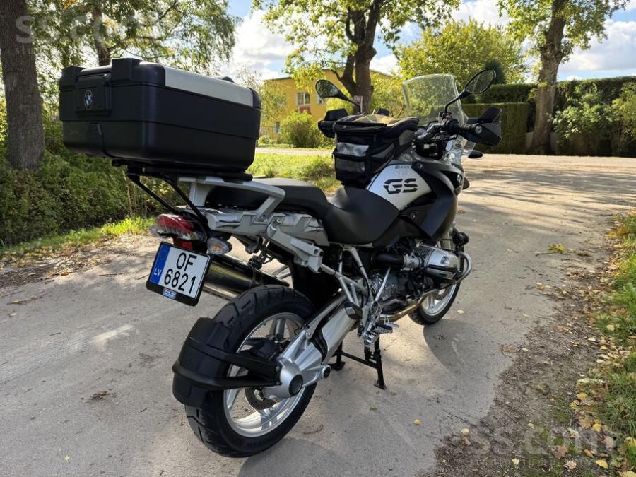BMW R 1200GS 2007 in Jelgava, with an engine capacity of 1.20 L and mileage of 0 thousand km for 5500 €, photo 5 on AUTOMOTO.COM.LV