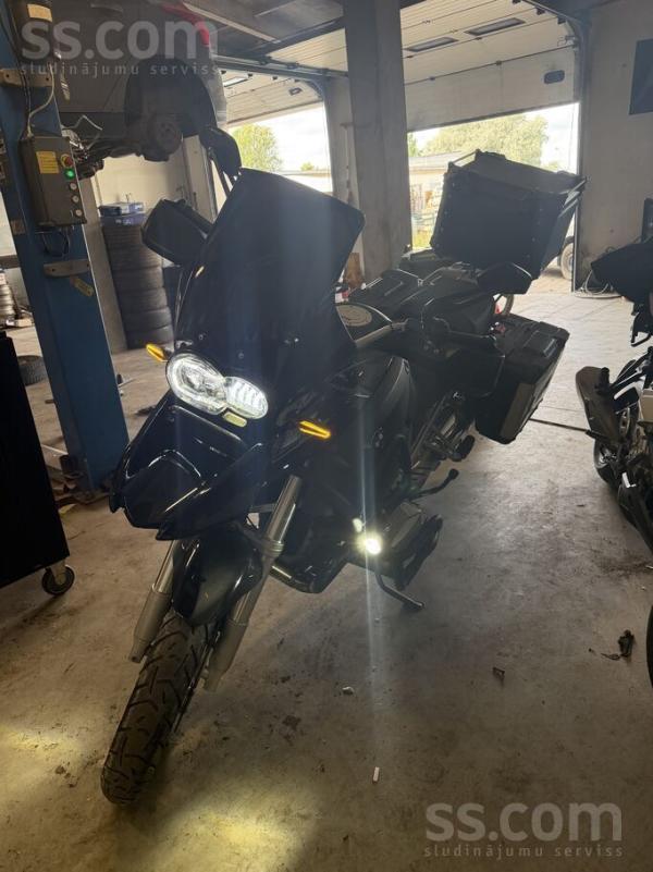 BMW R 1200GS 2008 in Talsi, with an engine capacity of 1.20 L and mileage of 0 thousand km for 8300 €, photo 4 on AUTOMOTO.COM.LV