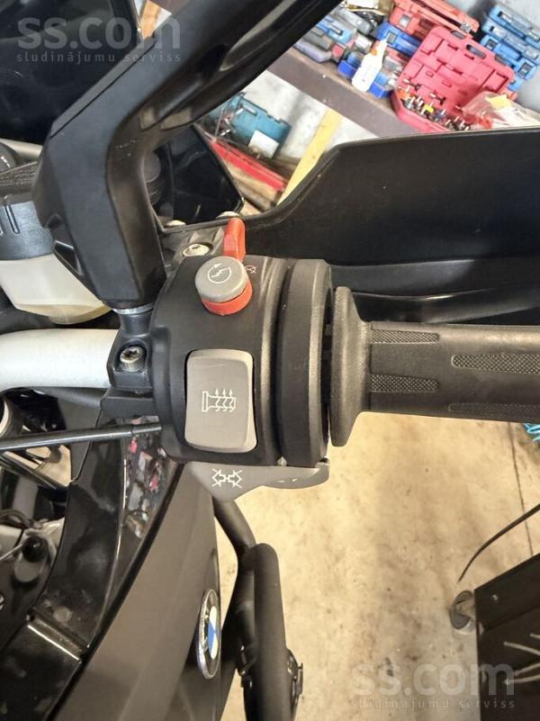 BMW R 1200GS 2008 in Talsi, with an engine capacity of 1.20 L and mileage of 0 thousand km for 8300 €, photo 9 on AUTOMOTO.COM.LV