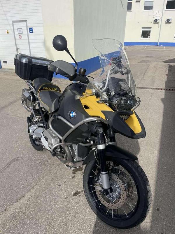 BMW R 1200GS 2010 in Vilnius, with an engine capacity of 1.17 L and mileage of 61 thousand km for 6450 €, photo 1 on AUTOMOTO.COM.LV