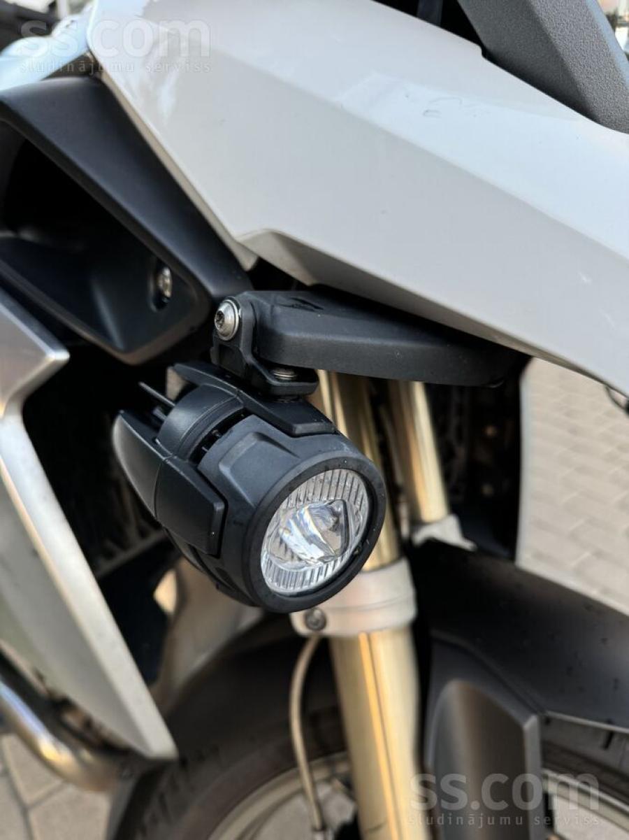 BMW R 1200GS 2013 Rīga, ar dzinēja tilpumu 1.20 L un nobraukumu 0 tūkst. km par 7500 €, foto 6 vietnē AUTOMOTO.COM.LV