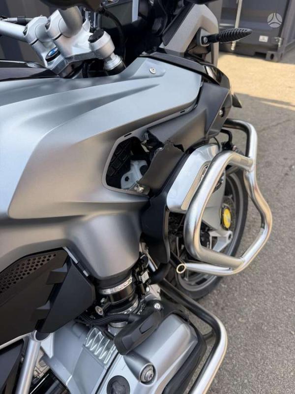 BMW R 1200GS 2015 in Kaunas, with an engine capacity of 1.20 L and mileage of 69 thousand km for 6999 €, photo 11 on AUTOMOTO.COM.LV