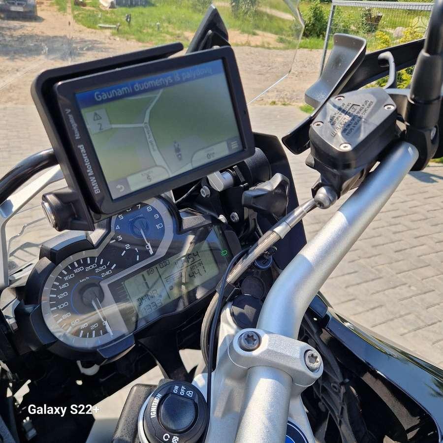BMW R 1200GS 2016 Viļņa, ar dzinēja tilpumu 1.17 L un nobraukumu 10 tūkst. km par 11300 €, foto 7 vietnē AUTOMOTO.COM.LV