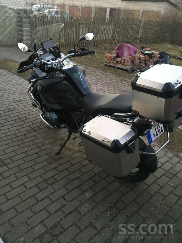 BMW R 1200GS 2017 in Riga, with an engine capacity of 1.20 L and mileage of 0 thousand km for 11800 €, photo 5 on AUTOMOTO.COM.LV