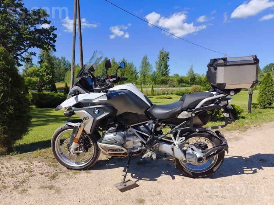 BMW R 1200GS 2017 in Jelgava, with an engine capacity of 1.17 L and mileage of 0 thousand km for 9200 €, photo 4 on AUTOMOTO.COM.LV